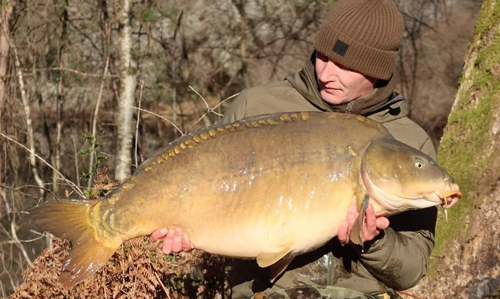 Lake Exclusive Carp Fishing Lake in Limoges, France